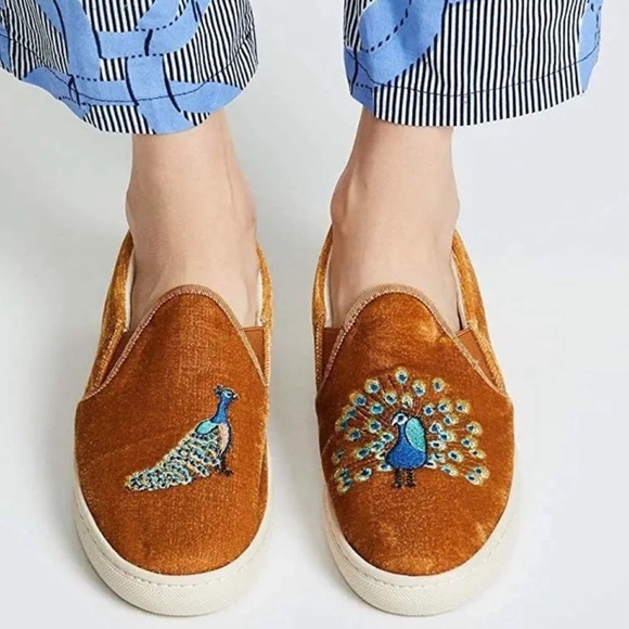 Soludos | Shoes | Soludos Gold Embroidered Peacock Statement Casual ...
